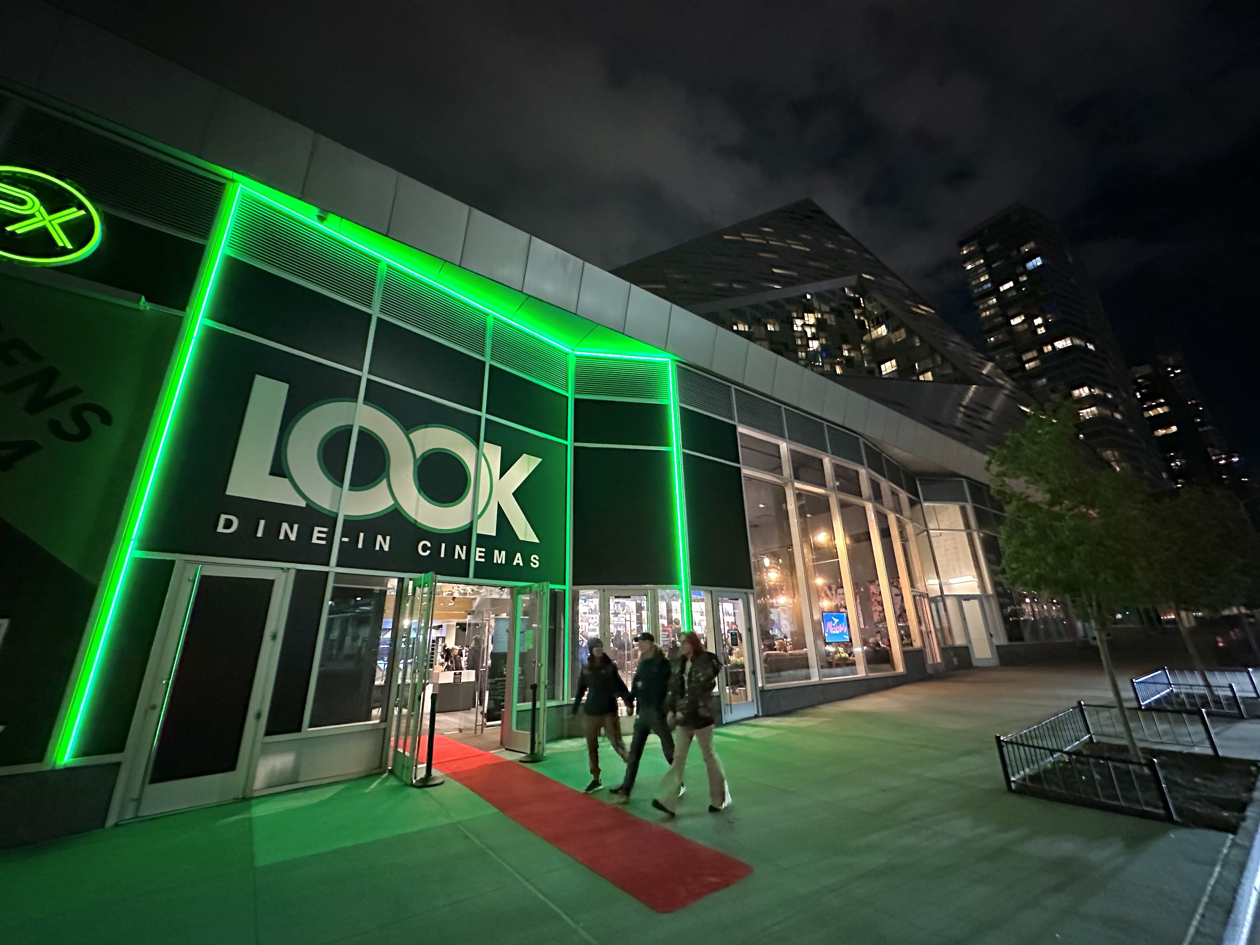 Look Movie About: Look Movie (iOS App Store Version) | | Apptopia